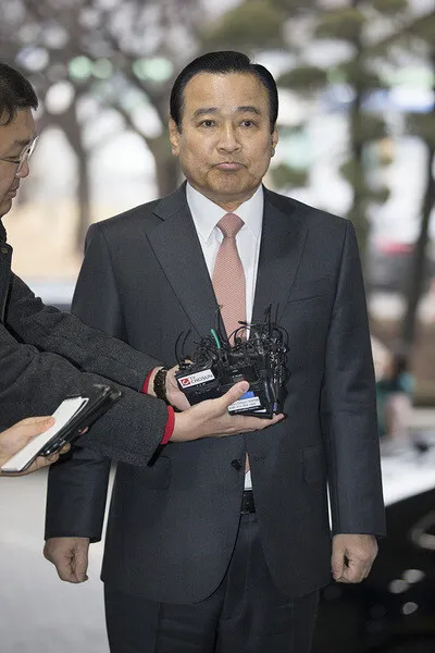 [Editorial] With Lee Wan-koo’s confirmation, hope for new governance ...