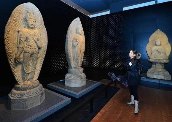 Ancient Buddhist statues smile