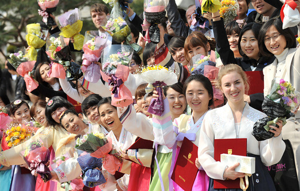This year number of int’l students in South Korea breaks 100,000 for ...