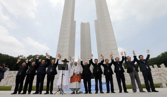 [Photo] Apr. 19 Revolution applying for UNESCO recognition