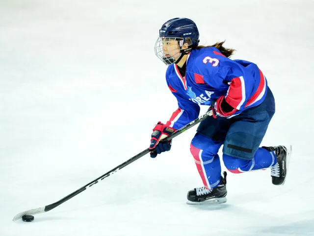 [Photo] Eom Su-yeon to become first female S. Korean to play in NCAA ...