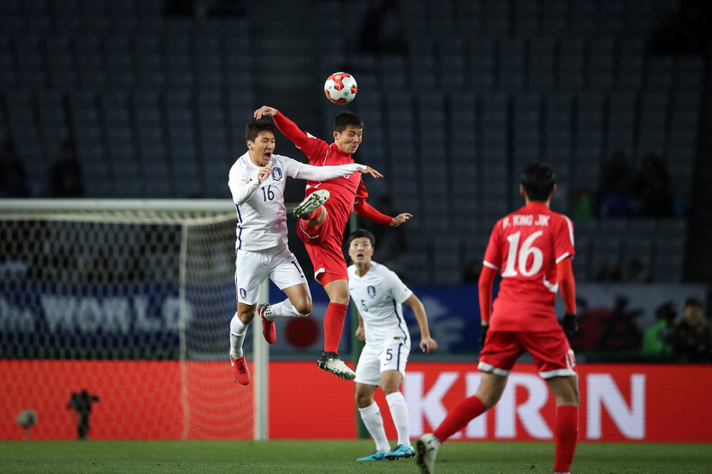 [Photo] S. Korea, N. Korea football teams to face off in Pyongyang next ...