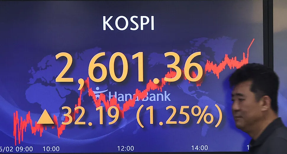 코스피 1년 만에 2600선 넘겼다, 미 부채한도 타결 훈풍에