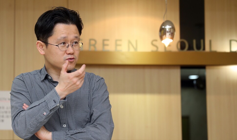 하루에 환자 19명만 받는 치과의사 “왕따 되고 망해도 좋아”