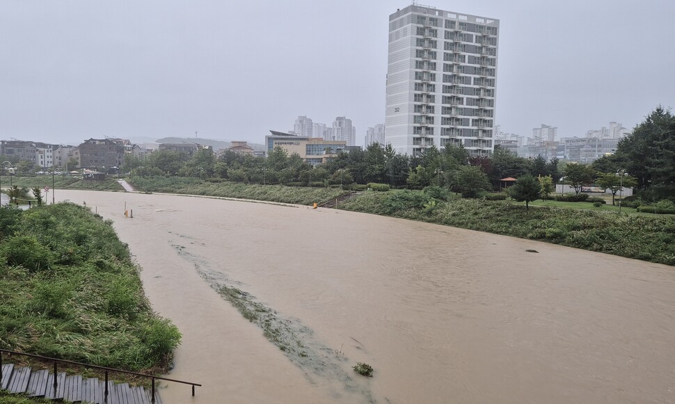 Typhoon Pulasan Bears Down Heavy Rains Wreak Havoc Across The Nation