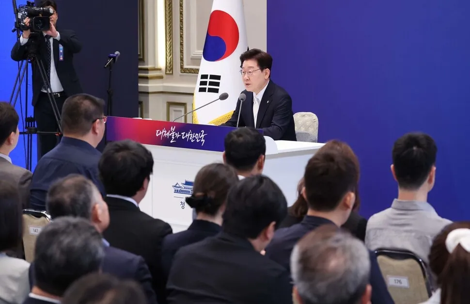 이 대통령, 전세 물량 감소·가격 상승에 “정상화 과정 중 일부”