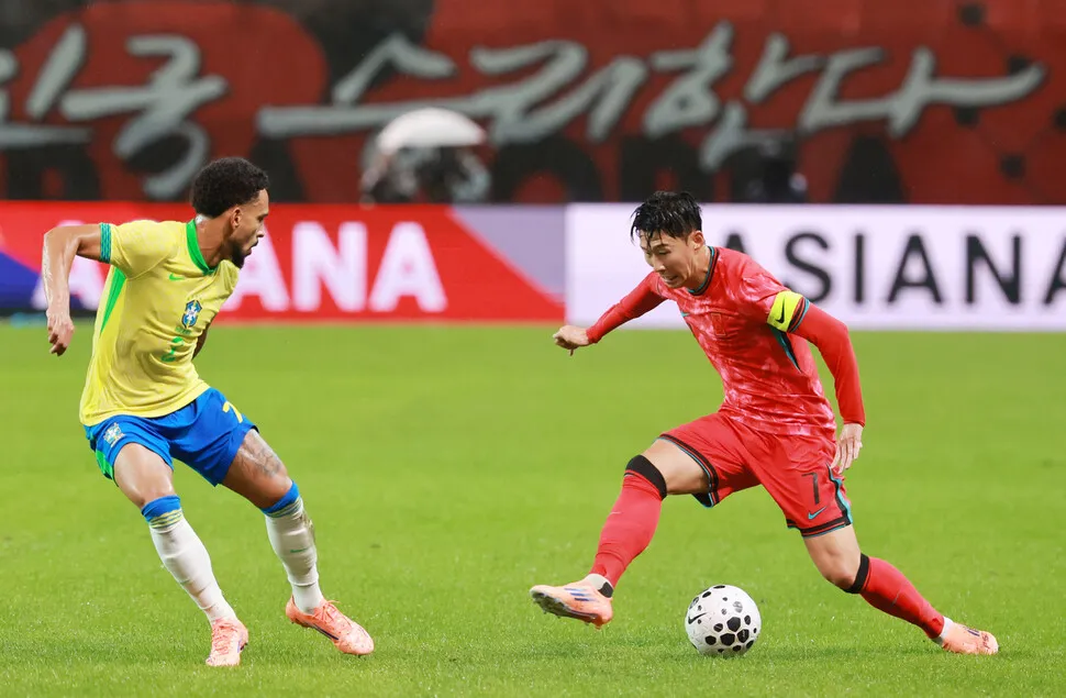손흥민, 137번째 A매치…EPL 사무국도 “레전드에게 축하”